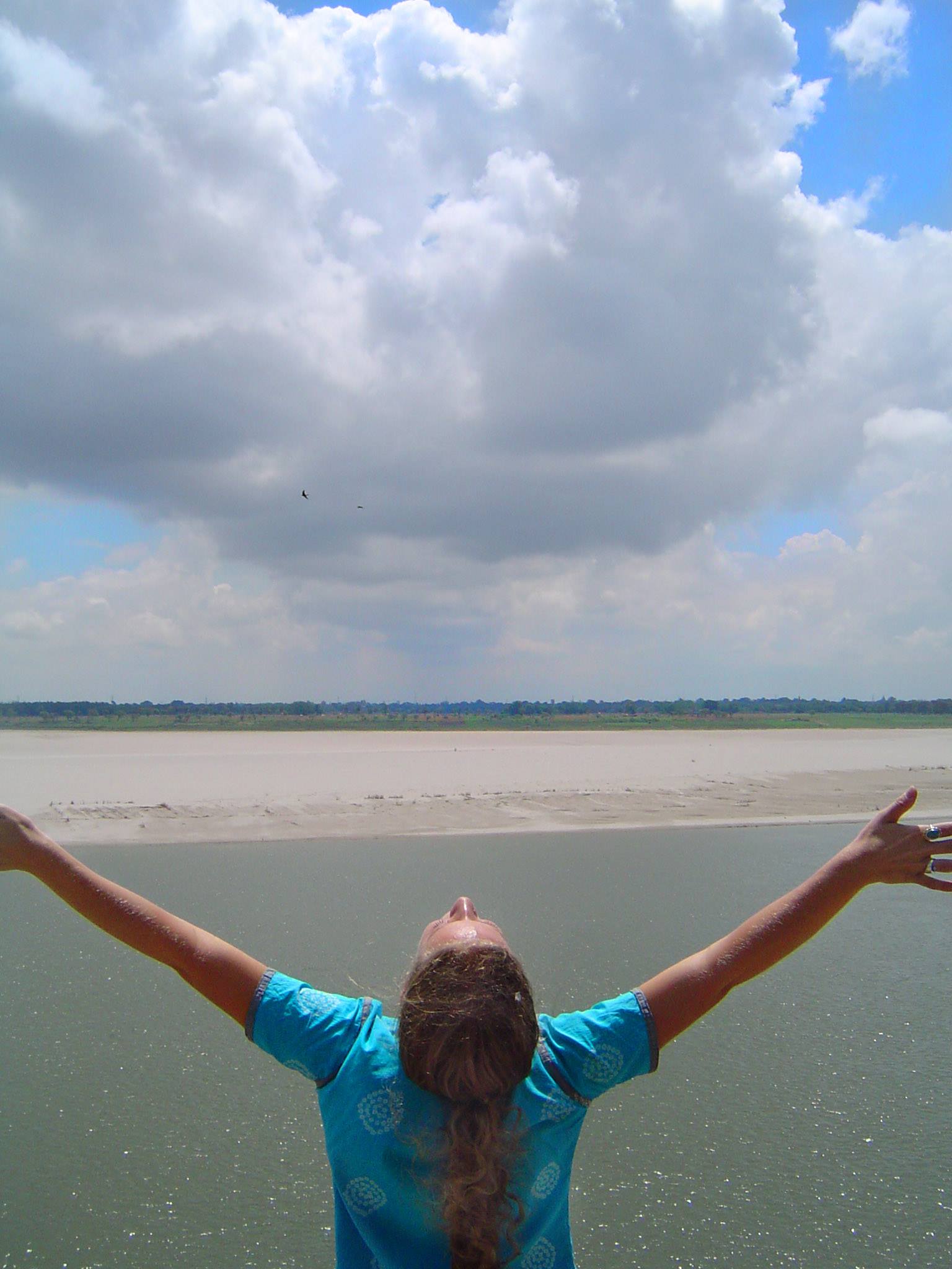 indian sky – April Linson